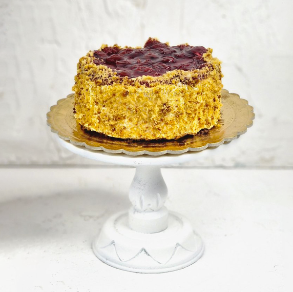 Tort Medovic cu Vișine Mini